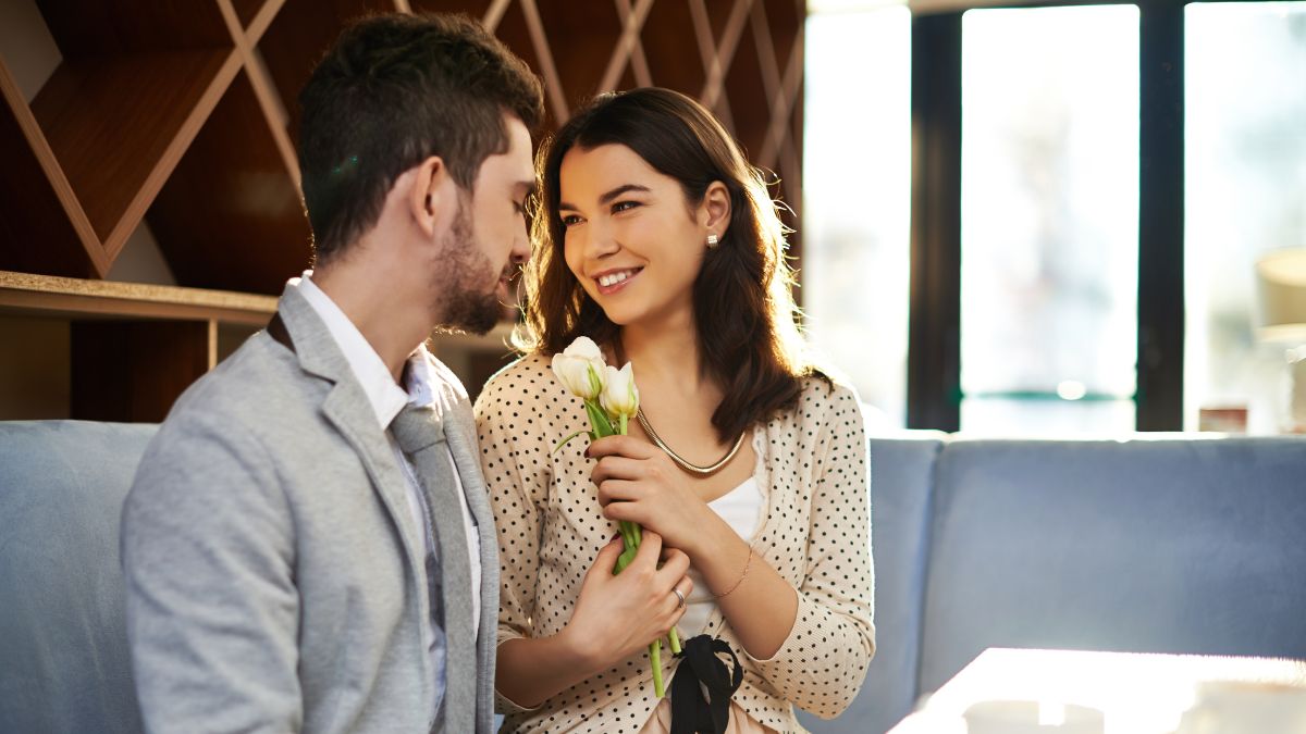 How Technology Affects Your Love Life | Love in the Digital Age